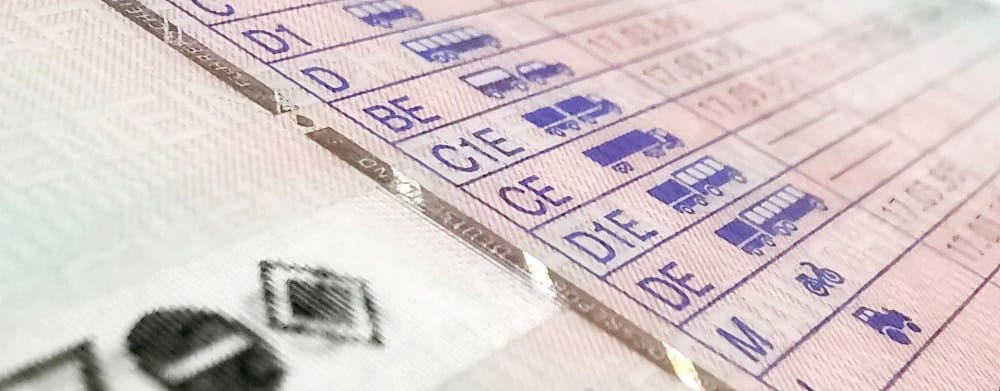 ¿Cómo se renueva el carnet de conducir?